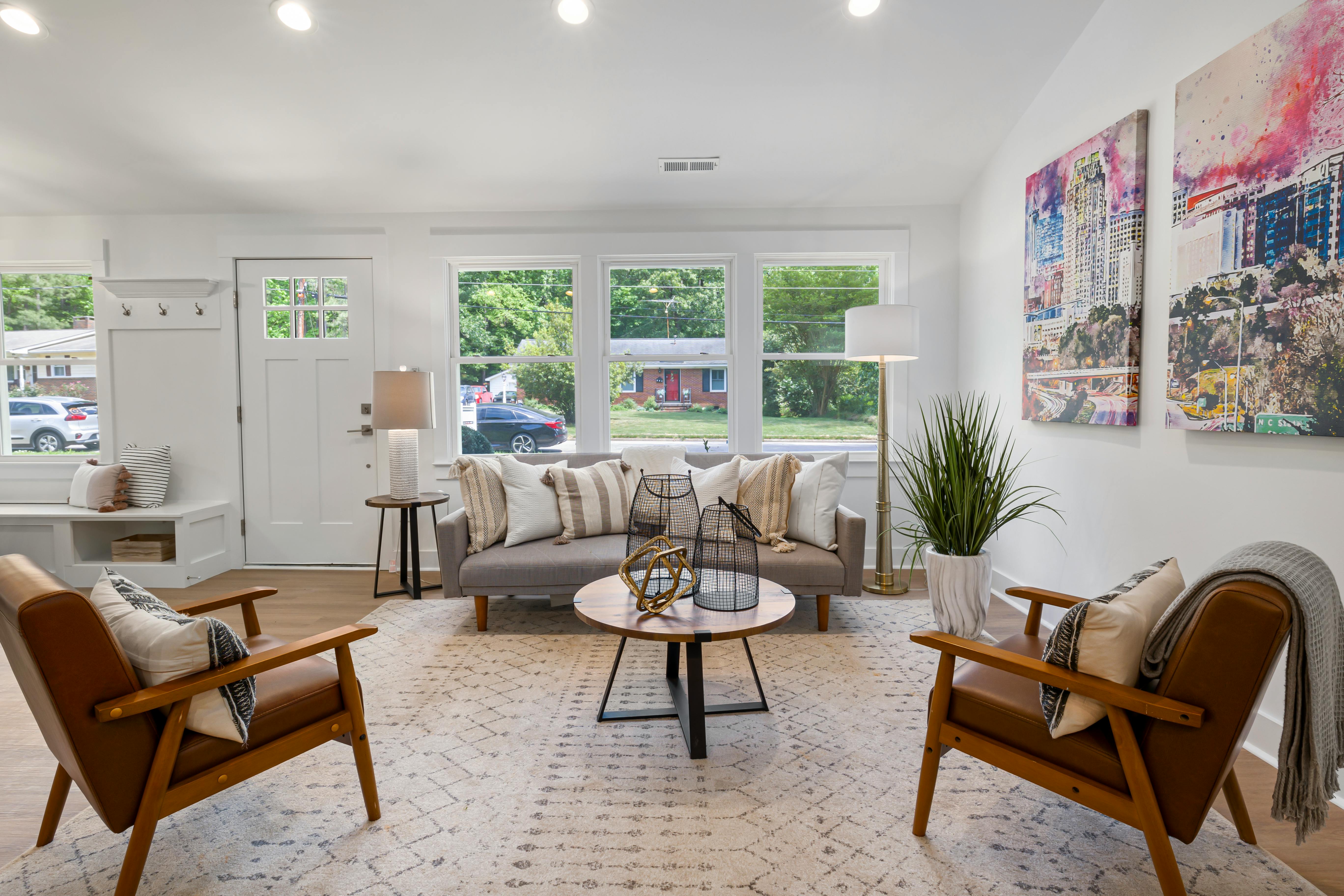 Analog Homes in 2026: The Rise of Offline Living